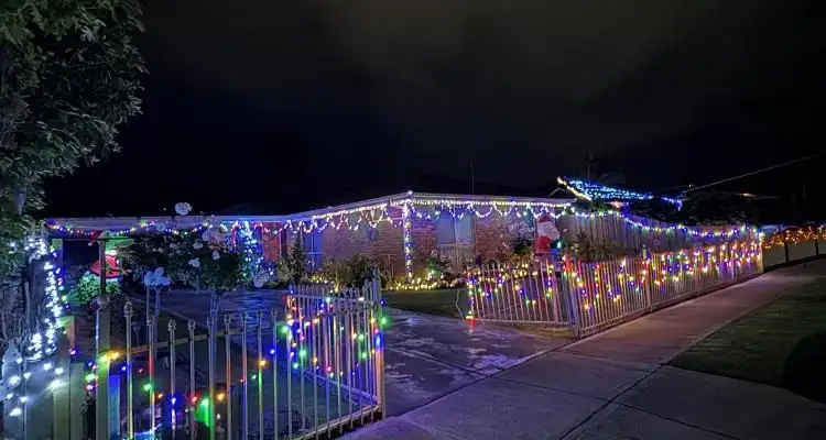 Kimberley Road Christmas Row - Lets Go Victoria